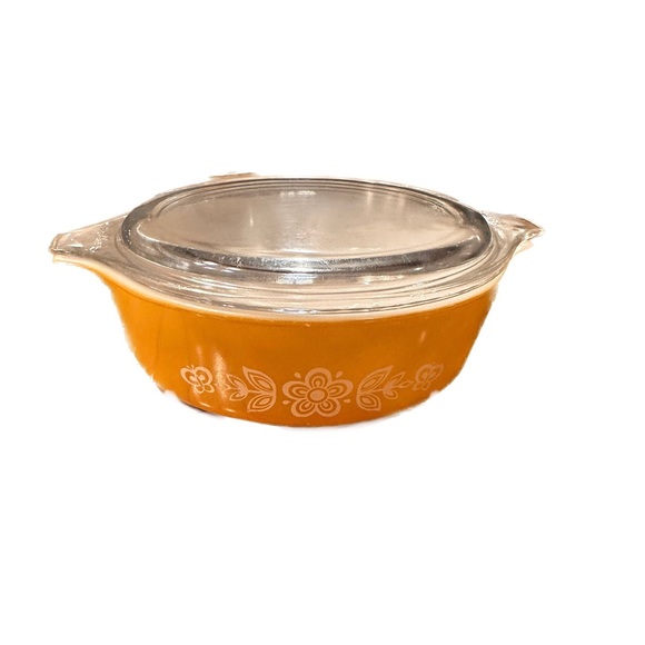 Pyrex | Dining | Pyrex Vintage Pt Dish With Cover Gold Butterfly 471c ...